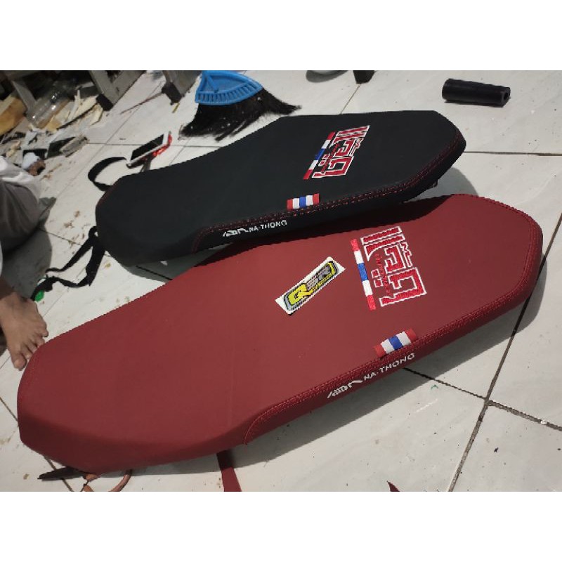Seat pcx 150 /160 anti-tip SEAT PAPAS bone 1 set of seats just install ...