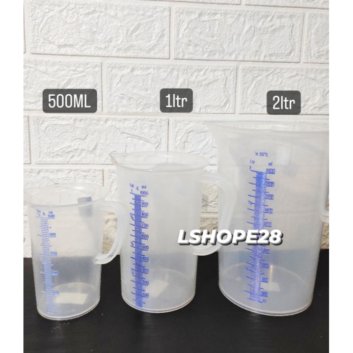Measuring Cup 500ml/500ml/1000ml/1liter/2liter/2000 ml. Measuring Glass/Measuring Plastic green ...