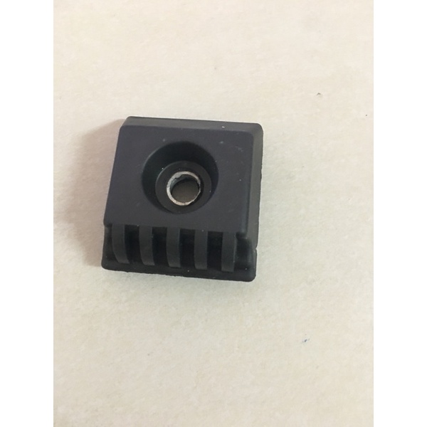 Mercedes W124 Trunk Lid Stop Rubber Boot top side 1247580044 | Shopee ...