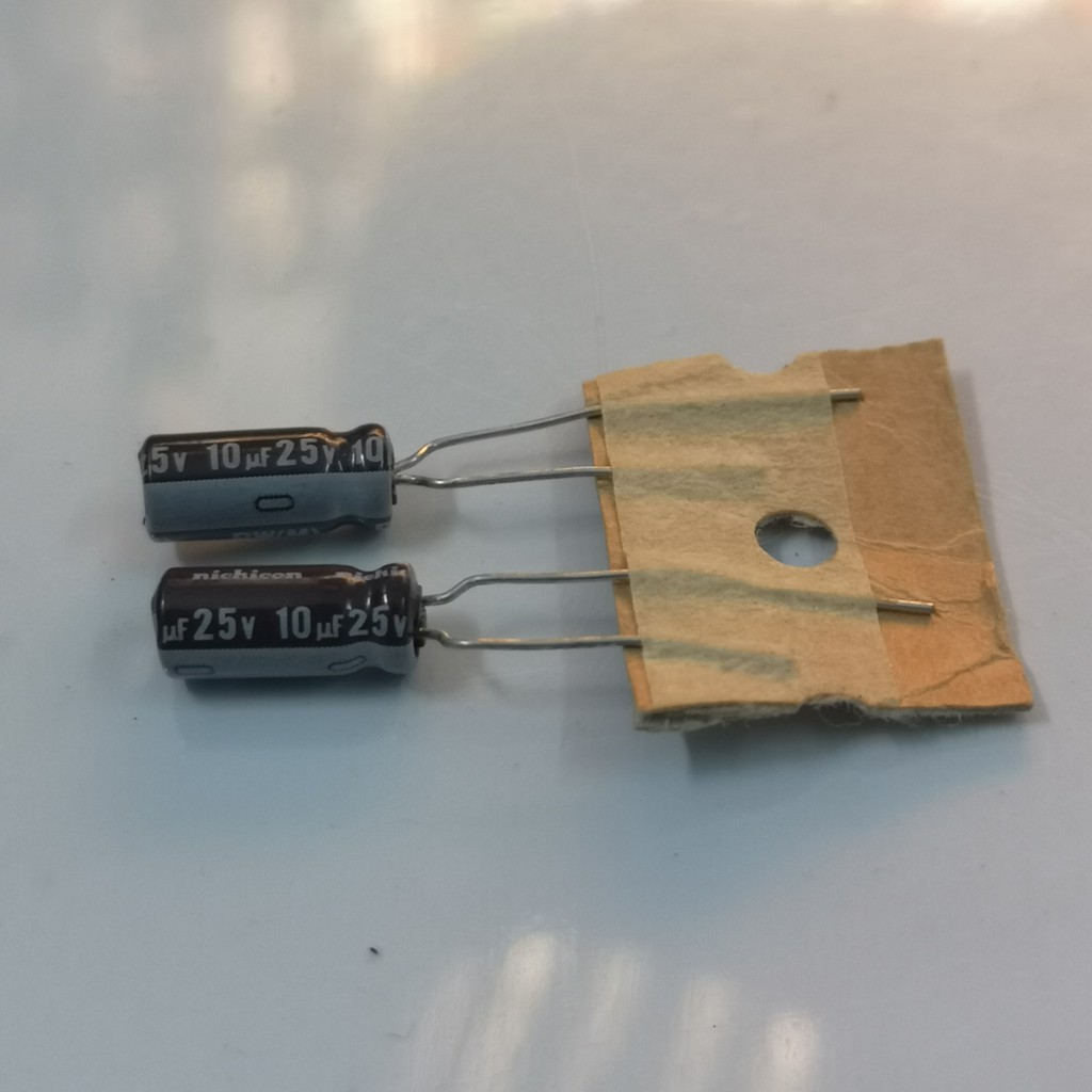 Stock malaysia 🇲🇾 nichicon 10uF 25V 105°C, Radial Capacitor,5mm x 11mm ...