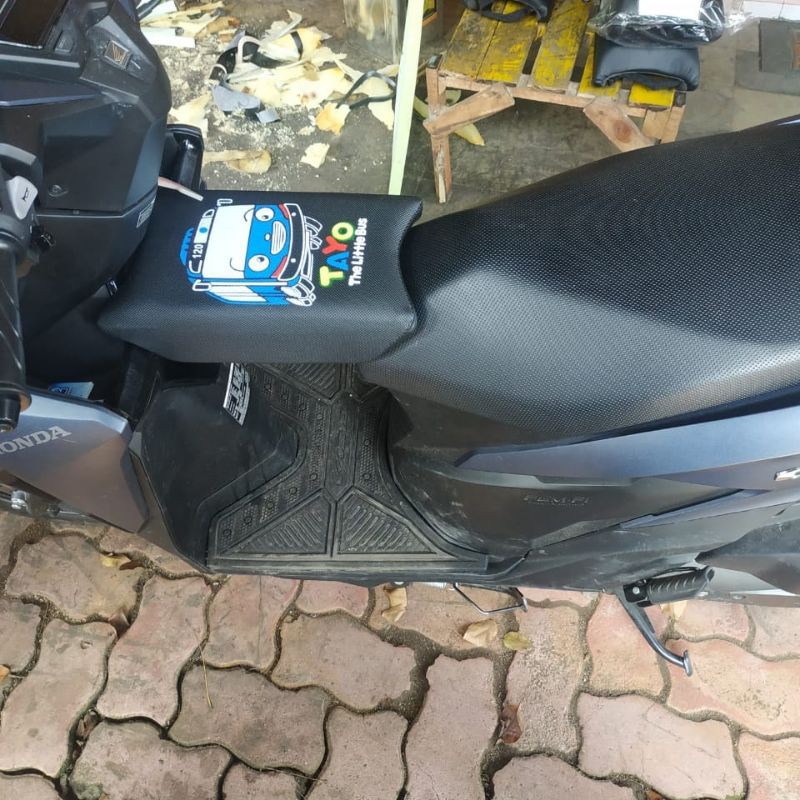 Honda vario beat scoopy genio and spacy pcx adv children's pillion seat ...