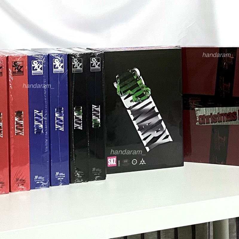 wts official SEALED ALBUM stray kids 5-star noeasy oddinary album ...