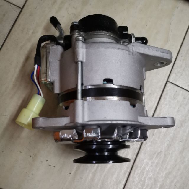 DAIHATSHU DELTA DV57 DV58 NEW ALTERNATOR | Shopee Malaysia