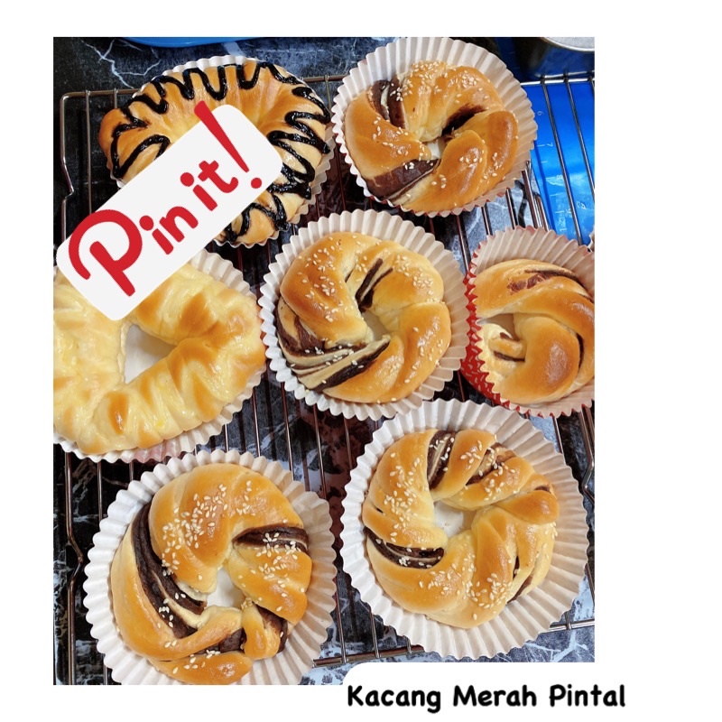 Roti Kacang Merah / Red Bean Bread ( pre order) | Shopee Malaysia