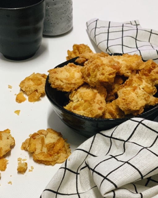 Biskut Premium Crunchy Cornflakes | Shopee Malaysia
