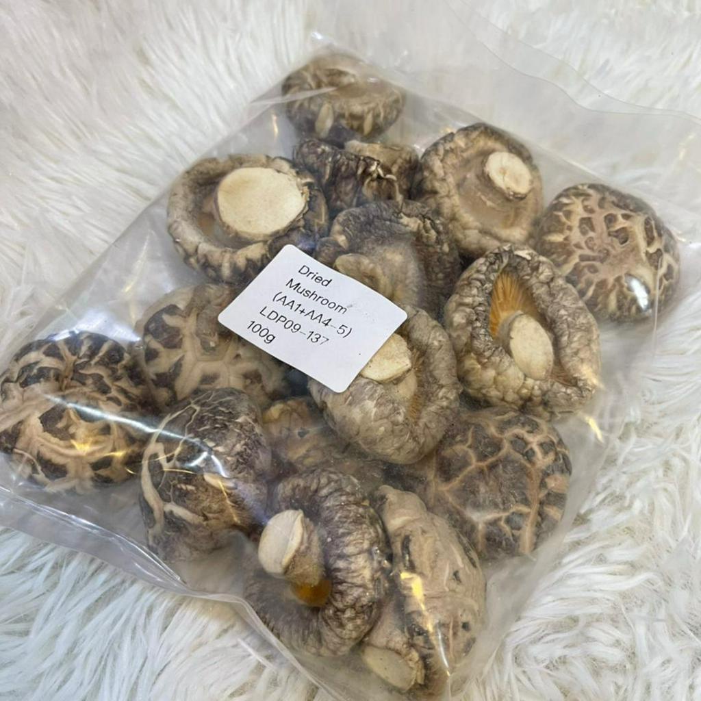 Premium Dried White Mushroom 3-5cm (AA1+AA4-5) 天白花菇 100g | Shopee Malaysia