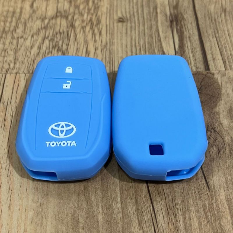 Toyota hilux revo & rogue / innova / fortuner key cover silicone ...