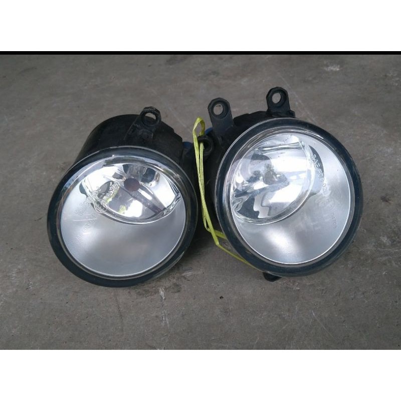 foglamp fog light valeo toyota daihatsu 81220-0D040 / 81210-0D040 ...