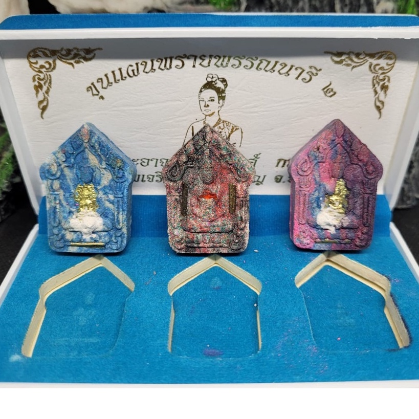 泰国佛牌 限量版59套 号码 5 一套3枚 Phra Khunpen Prai Mae Phannaree2 LP Sompong Wat ...