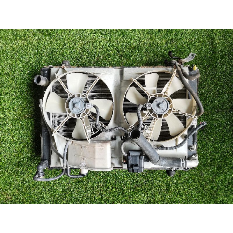 Toyota Alphard ANH10 (for 2.4L 2400cc only) Radiator & Fan motor used ...