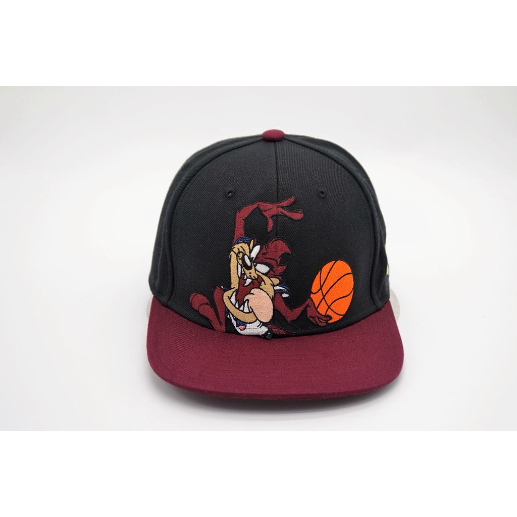 Starter Cap Space Jam Black Dunk Taz | Shopee Malaysia