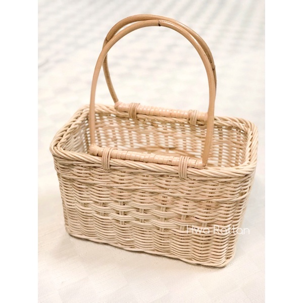 Rattan picnic basket carry basket woven bag / Bakul rotan kecil ...