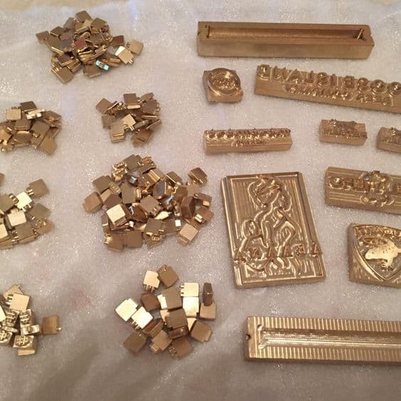 Cake hot stamp / cake logo mold / custom hot stamp embossed cake hot ...