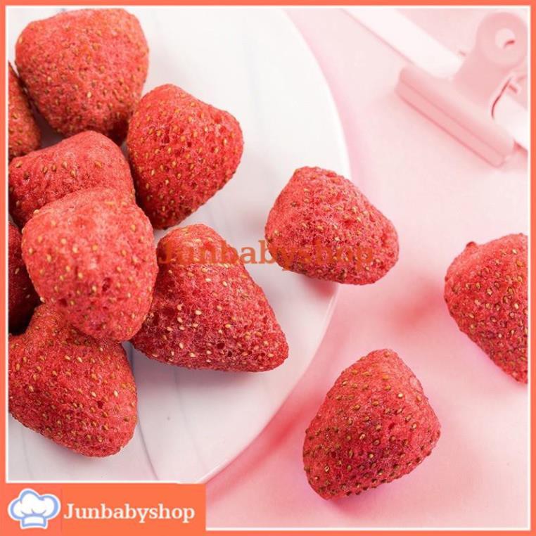 Crispy dried whole strawberries 100g (37-40 fruits) | Shopee Malaysia