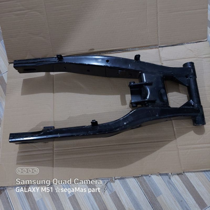 Original yamaha r25 mt25 1wd swing arm | Shopee Malaysia