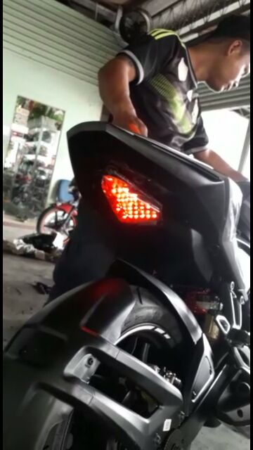 Tail lamp /r6 modi to pulsar rs200 | Shopee Malaysia