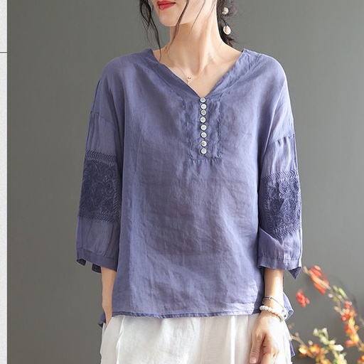 L O T U S ☻ Plus Size Embroidery V Neck Blouse Women Baju Raya Vintage
