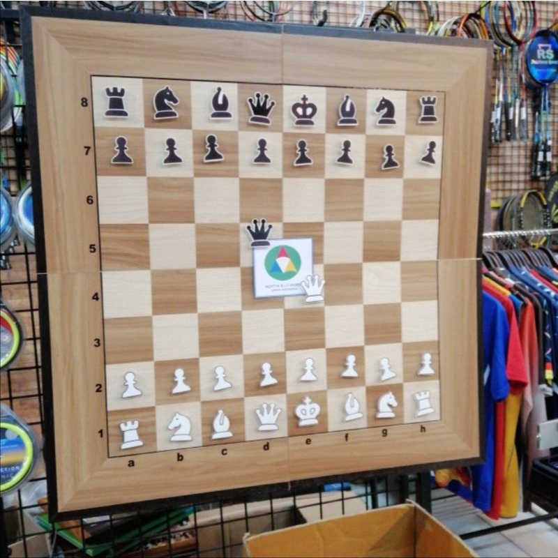 Hanging Magnetic Board Display Chess Set Produced by Indonesian MSMEs ...