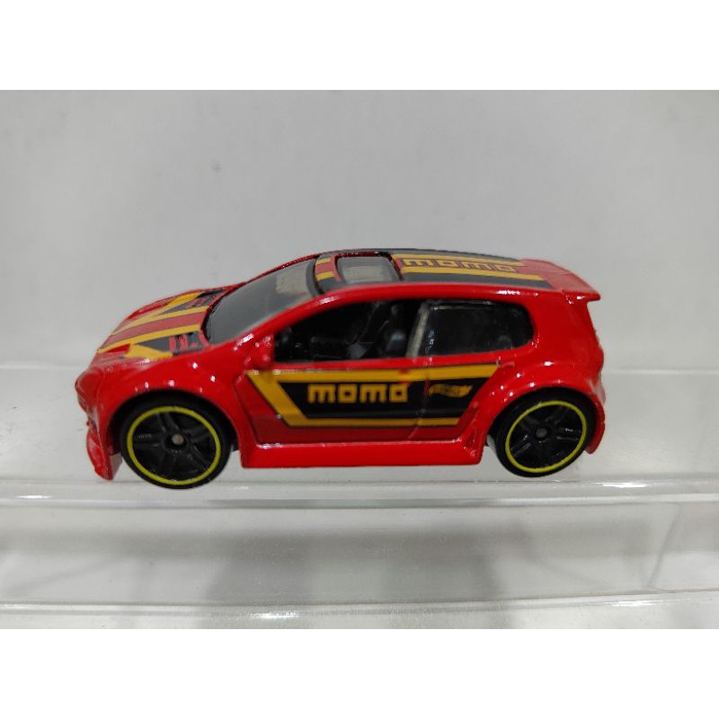 Hotwheels Golf GTi Unrivet / Unspun (Momo) | Shopee Malaysia