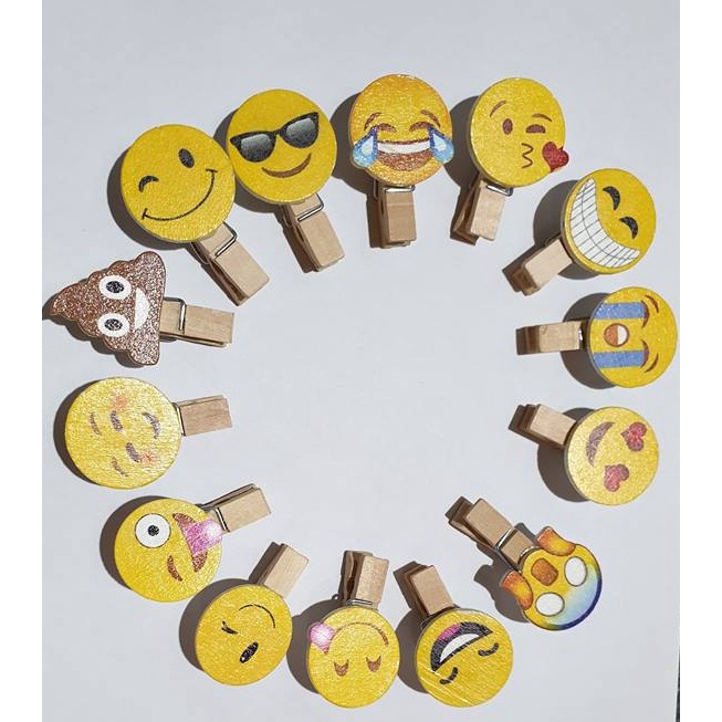 Smiley face wooden clips 10 pieces | Shopee Malaysia