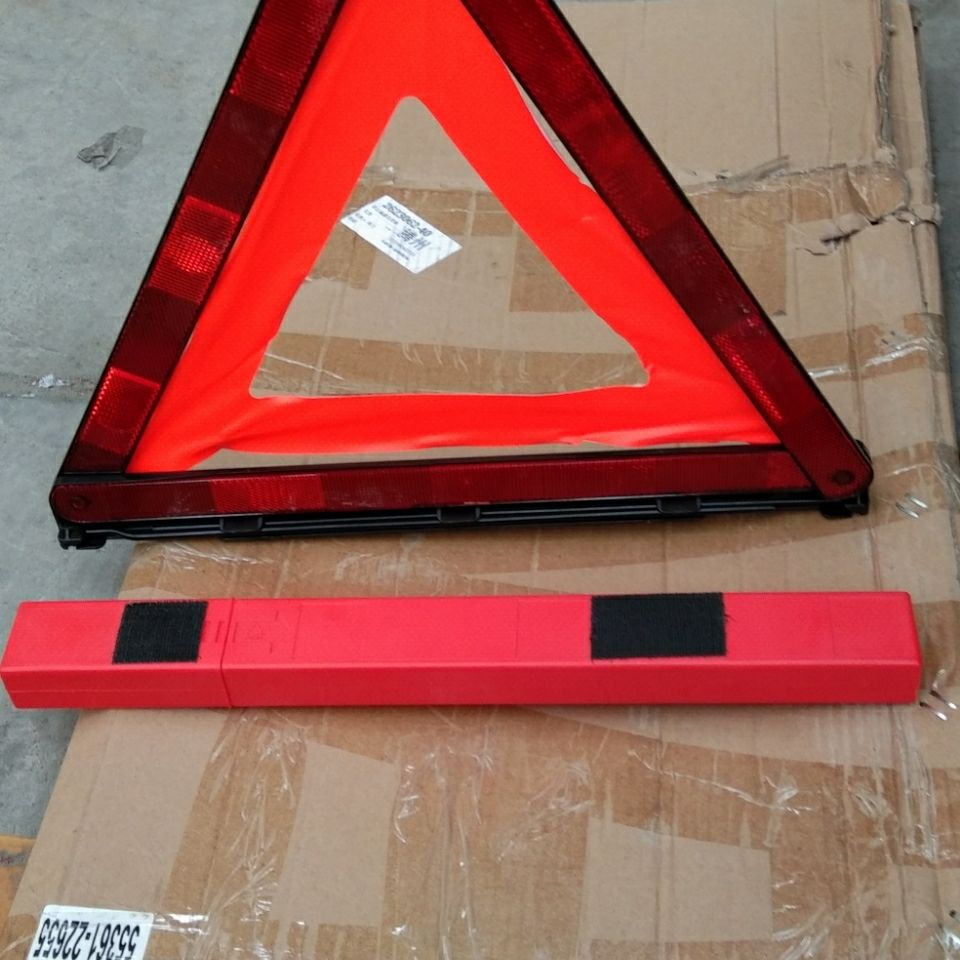 Car Tripod Warning Sign Reflective Vertical Folding Car Hazard ...