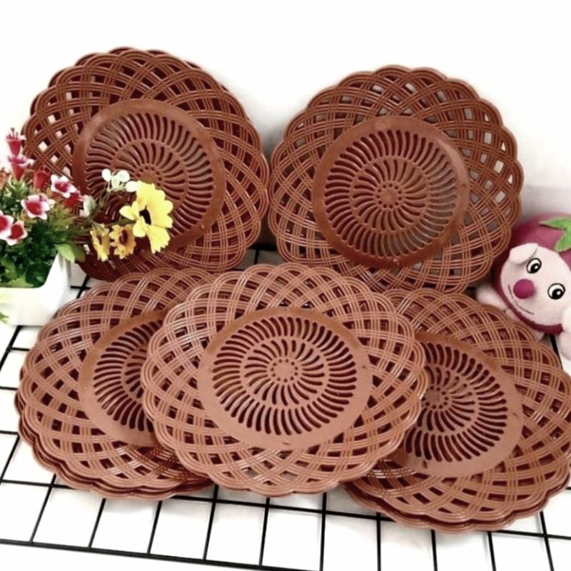 (12pcs) Dozens Of Plastic Rattan Plates | Woven Plate | Shopee Malaysia