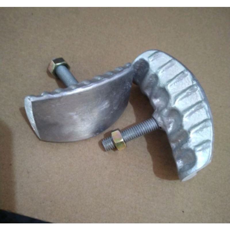 Trail TIRE STOPPER / RIM LOCK / TRAIL STOPER / ALUMINUM TRAIL STOPPER ...