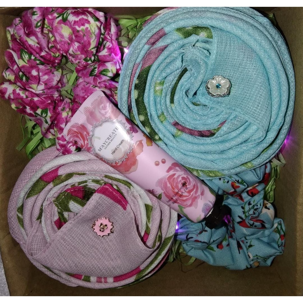 🎁🎀Gift Box GiftBox Hadiah Tudung Bawal Corak Keladi Bawal Plain ...