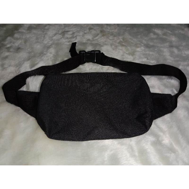 Bag bundle uniqlo pouch bag. | Shopee Malaysia