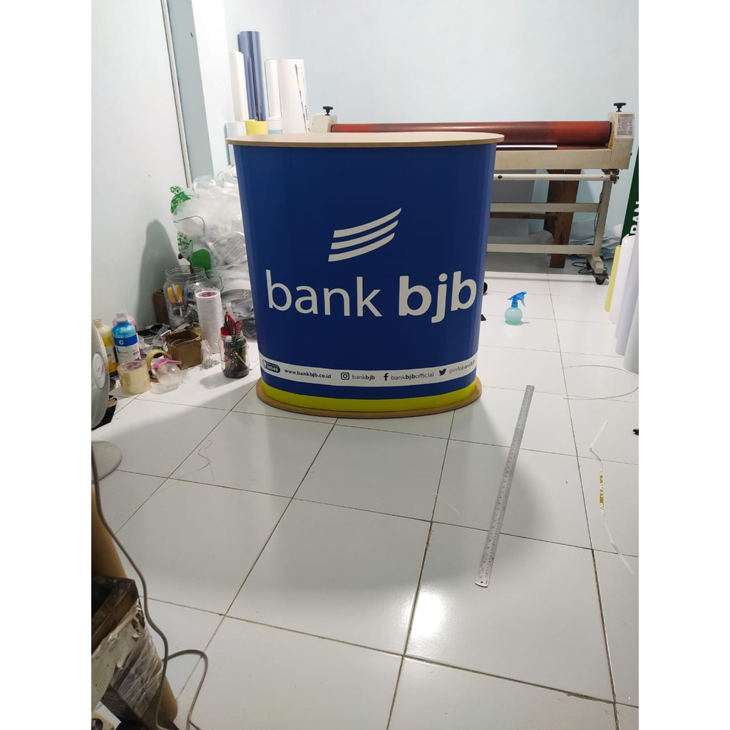 Polycounter Poly COUNTER EASY COUNTRY Folding Exhibition Table suitable ...