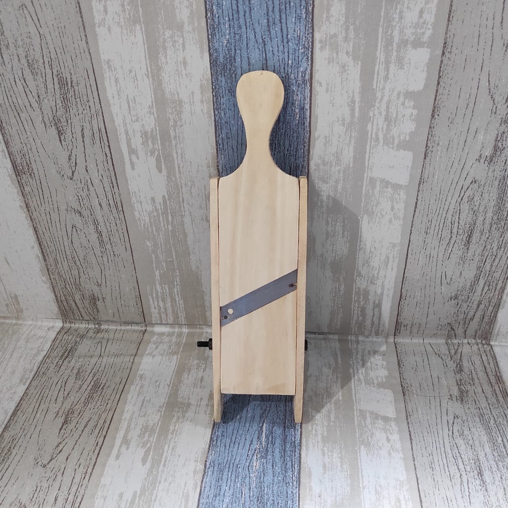 KAYU Cassava Grater Potato Grater Banana Grater / Wood Grater ...