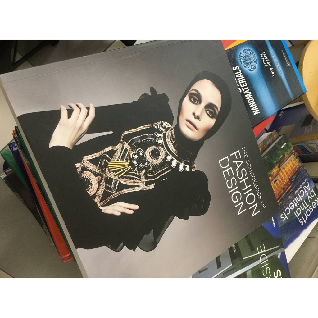 THE SOURCEBOOK OF FASHION DESIGN | 9789814286596 | The Arts | Fashion ...