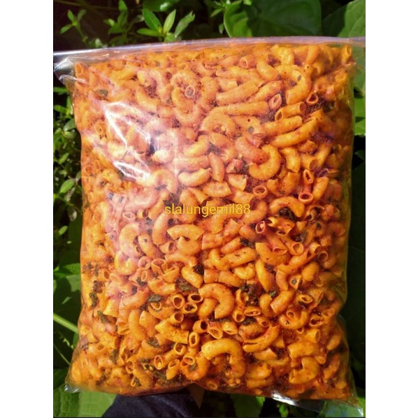 Spicy crispy bantet macaroni with extra lime leaves 1kg | Shopee Malaysia