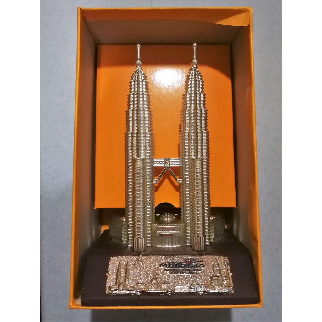 KLCC Malaysia Petronas Twin Towers Asia Metal Souvenir Decorative Gift ...