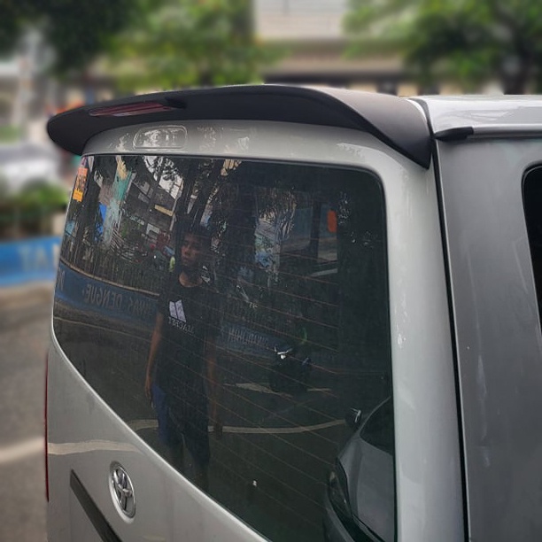 Toyota Hiace Commuter 2014-2018 Matte Black Spoiler With 3rd Brake ...