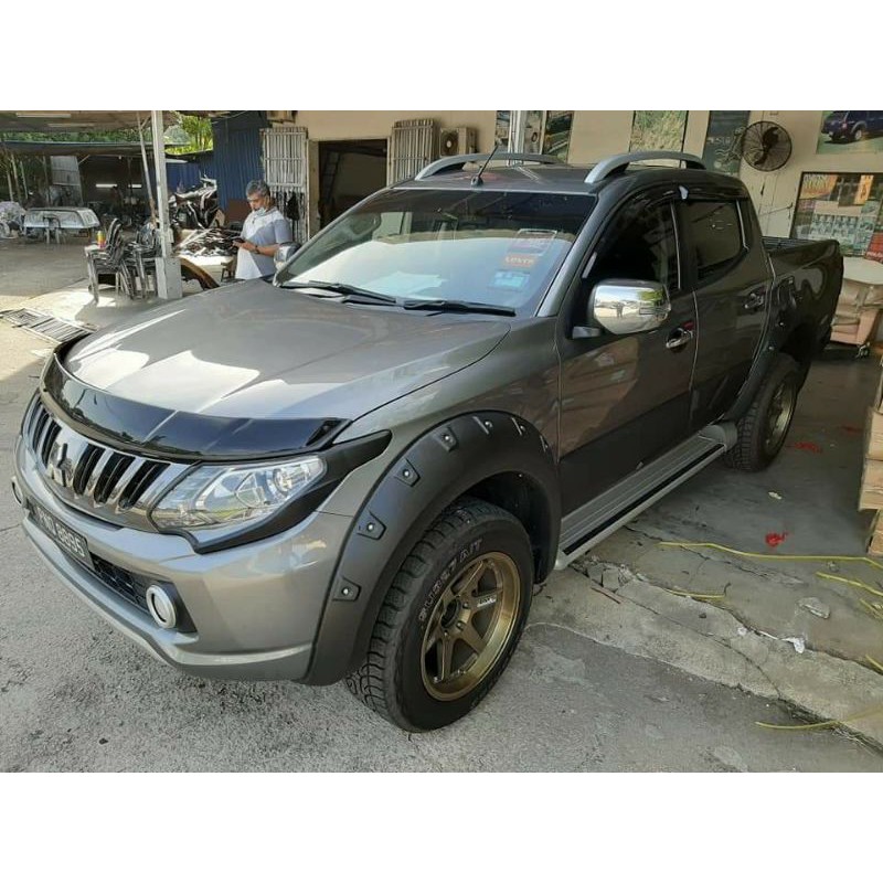 FREE 4x4 sticker Triton 2015-2018 fender arch abs plastic type (no ...