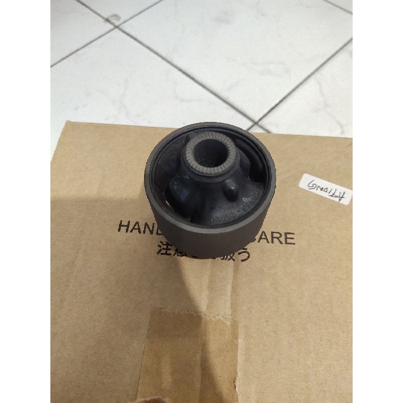 Large Lower Arm Bushing Large Arm Bushing Toyota Camry ACV30 ACV40 ...
