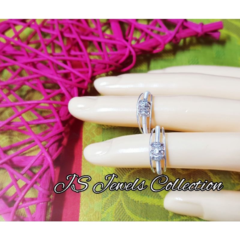 🔥Silver White Stone Fancy Toe Ring/Metti with 3 Layers💕 | Shopee Malaysia