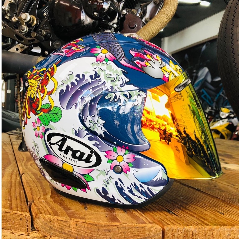 Arai Oriental Gloss Blue Dragon Mount Fuji Koi Fish With Arai Helmet ...