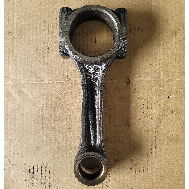 Toyota 3.7 14B engine connecting rod (USED) Daihatsu Delta conrod con ...