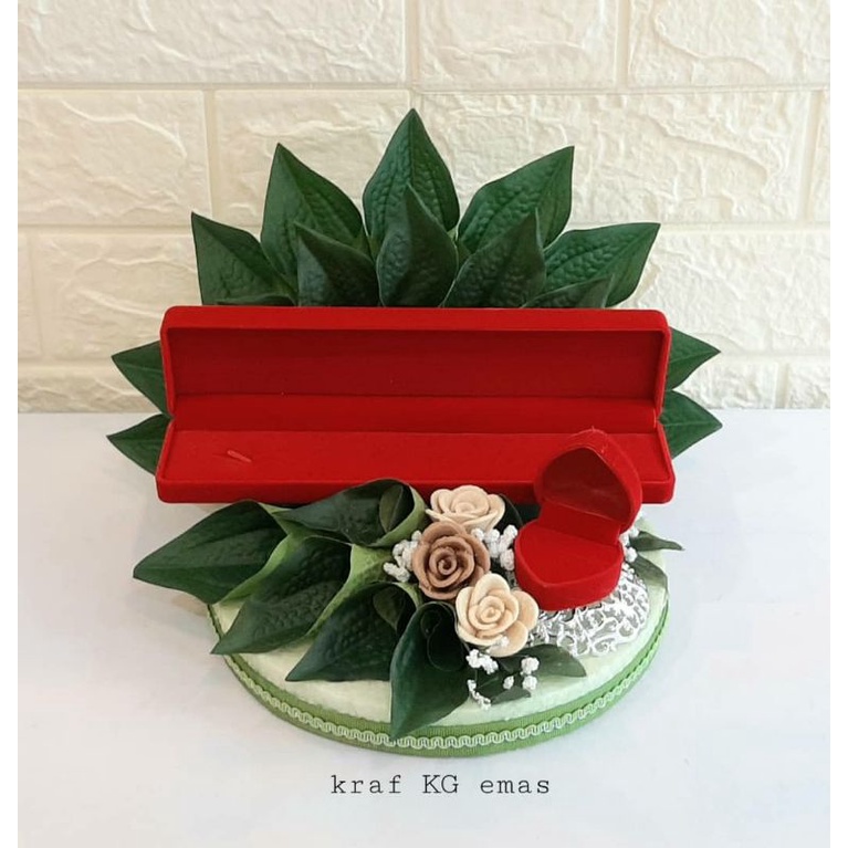 sirih junjung hantaran bekas cincin & bekas gelang bunga kapur & bunga ...