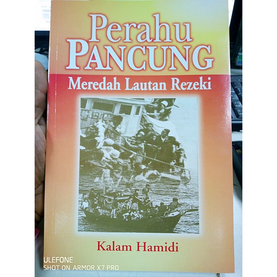 (UKM) PERAHU PANCUNG. MEREDAH LAUTAN REZEKI. Kisah suka duka pendatang ...