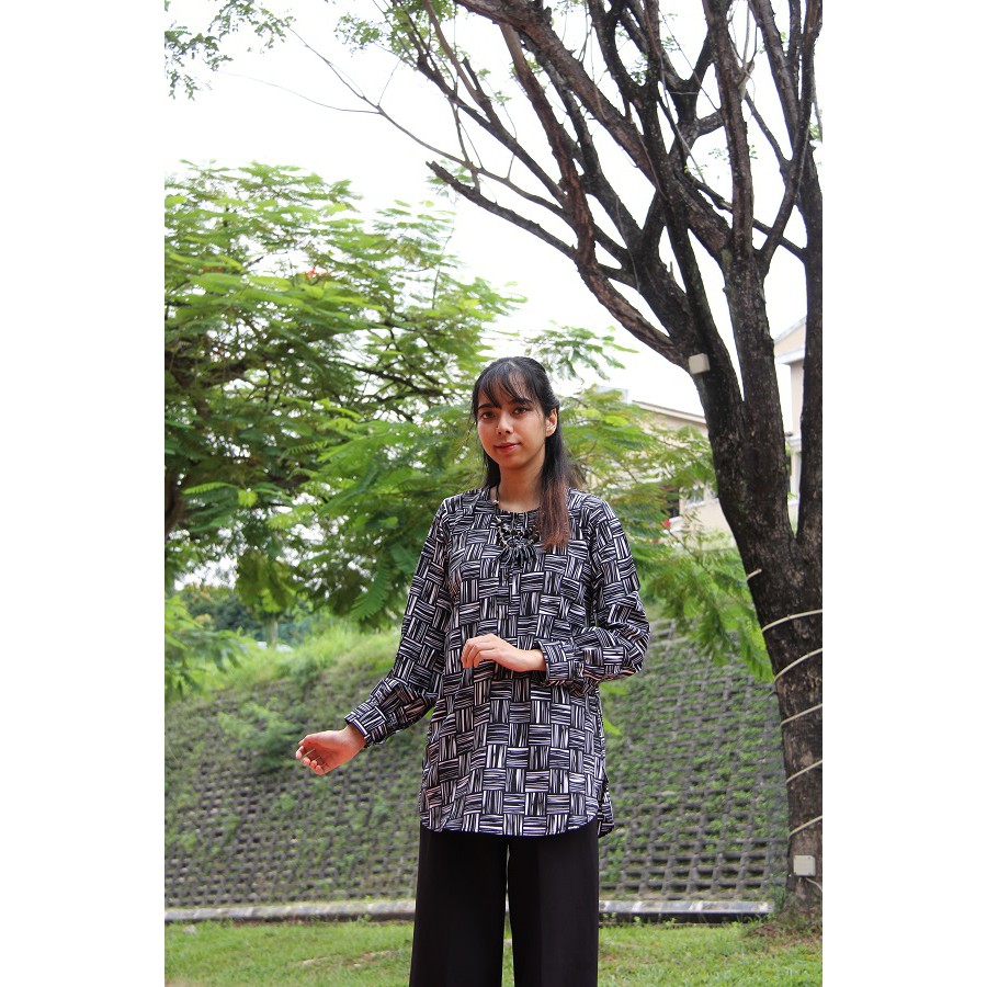 Baju blouse baju blaus baju MAYA PRINTED BLOUSE 🔥🔥Hot seller🔥🔥 | Shopee ...