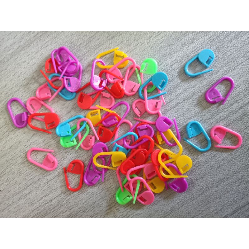 🌻🌻 Plastic stitch marke marking pin penanda 2.3x1.3cm 50pc🌻🌻 | Shopee ...