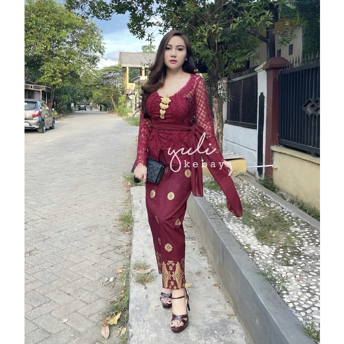 Front Edge Semi Italy Kebaya Suit | Yuli kebaya bali | Shopee Malaysia
