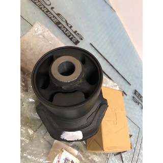 Toyota Original Alphard Vellfire Rear Axle Bush Lh/Rh | Shopee Malaysia