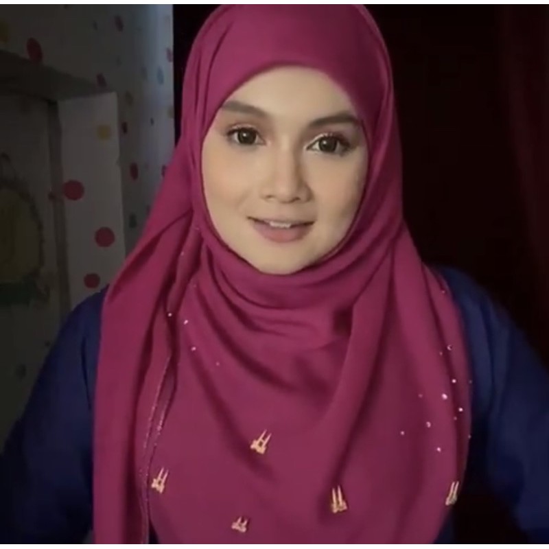 NEW RELEASE 😍 TUDUNG BAWAL AIDIJUMA STUDDED KLCC | Shopee Malaysia