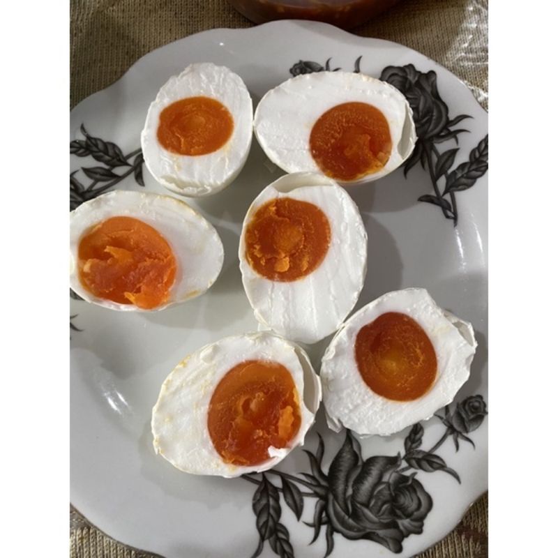 Telur itik masin/salt eggs siap rebus sebiji | Shopee Malaysia