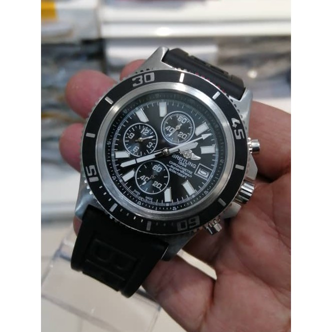 Breit.ling Superocean Chronograph II Men's Black Rubber Strap Watch ...