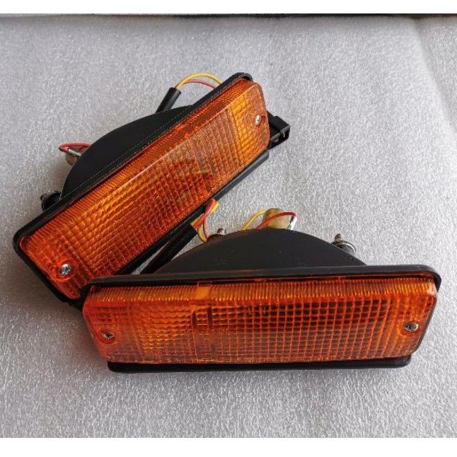 Toyota Corolla KE70 / KE72 / KE75 / KE76 / RG Model Bumper Lamp ...